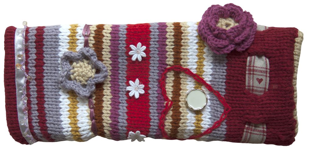 Hand Knitted Twiddle Muff | For people living with Dementia