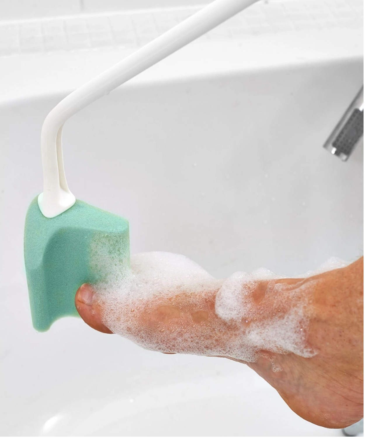 Long Handled Toe Sponge | Wash those Hard to Reach Areas